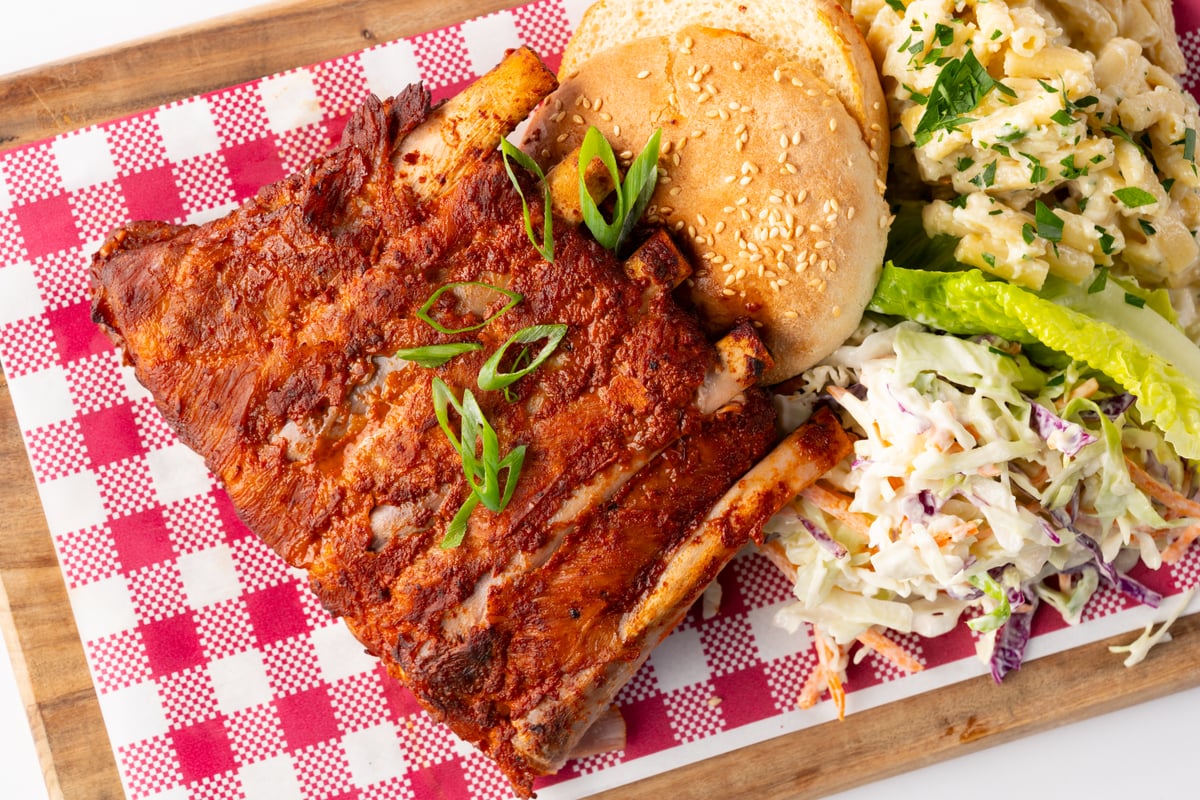 Main Street | Dining, Shopping & Entertainment at Dreamworld