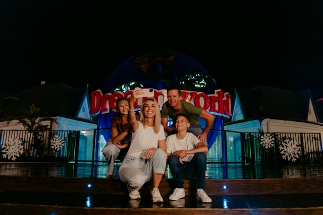 Dreamworld | Australia’s Favourite Theme Park on the Gold Coast