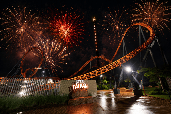 Christmas in July | Dreamworld